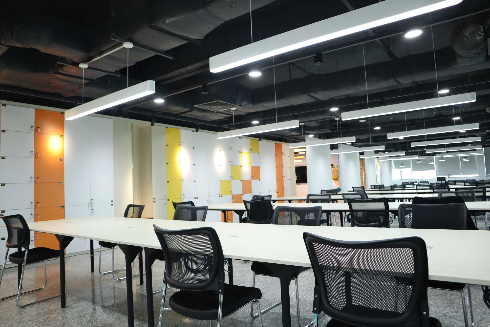 InterLOG renovates a new workspace with Lean - Green Innovation
